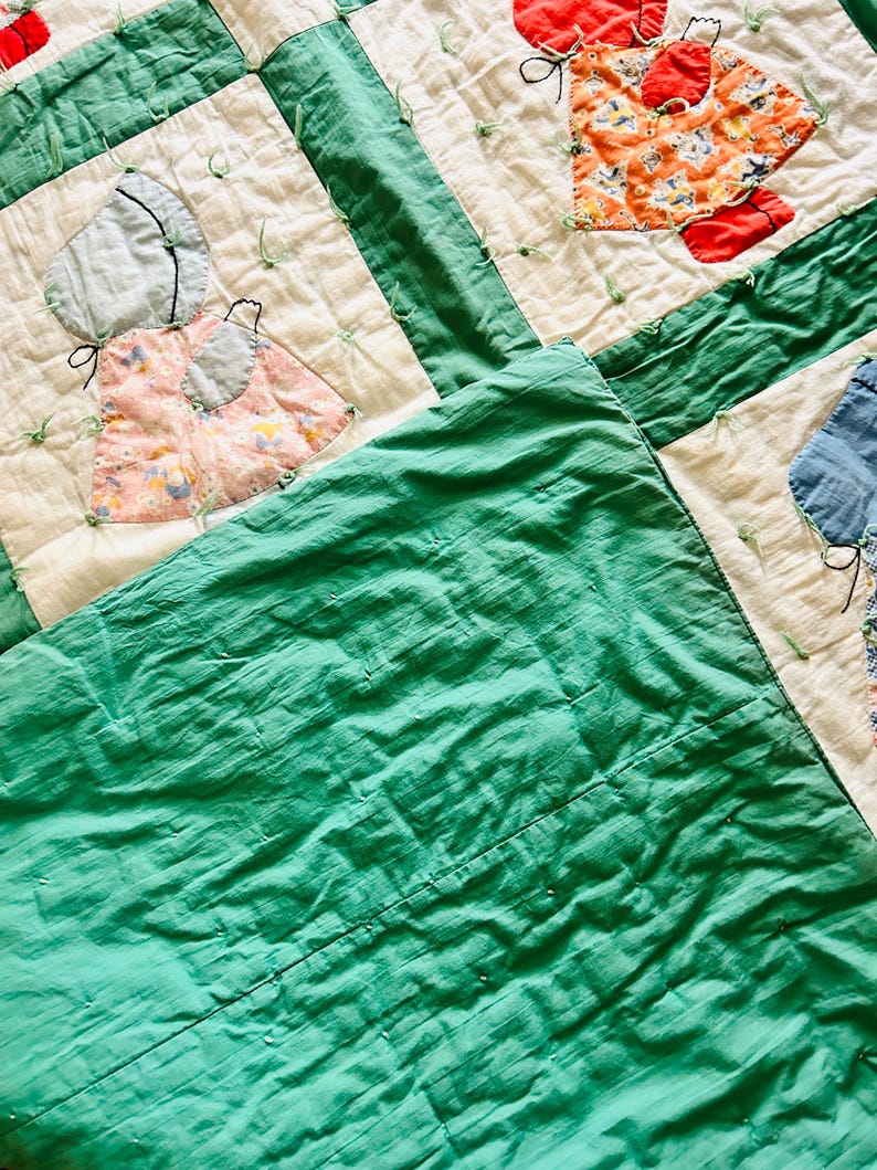 1930's Sunbonnet Sue Machine Stitched, Hand Appliqued, Tied, Crib Size ...