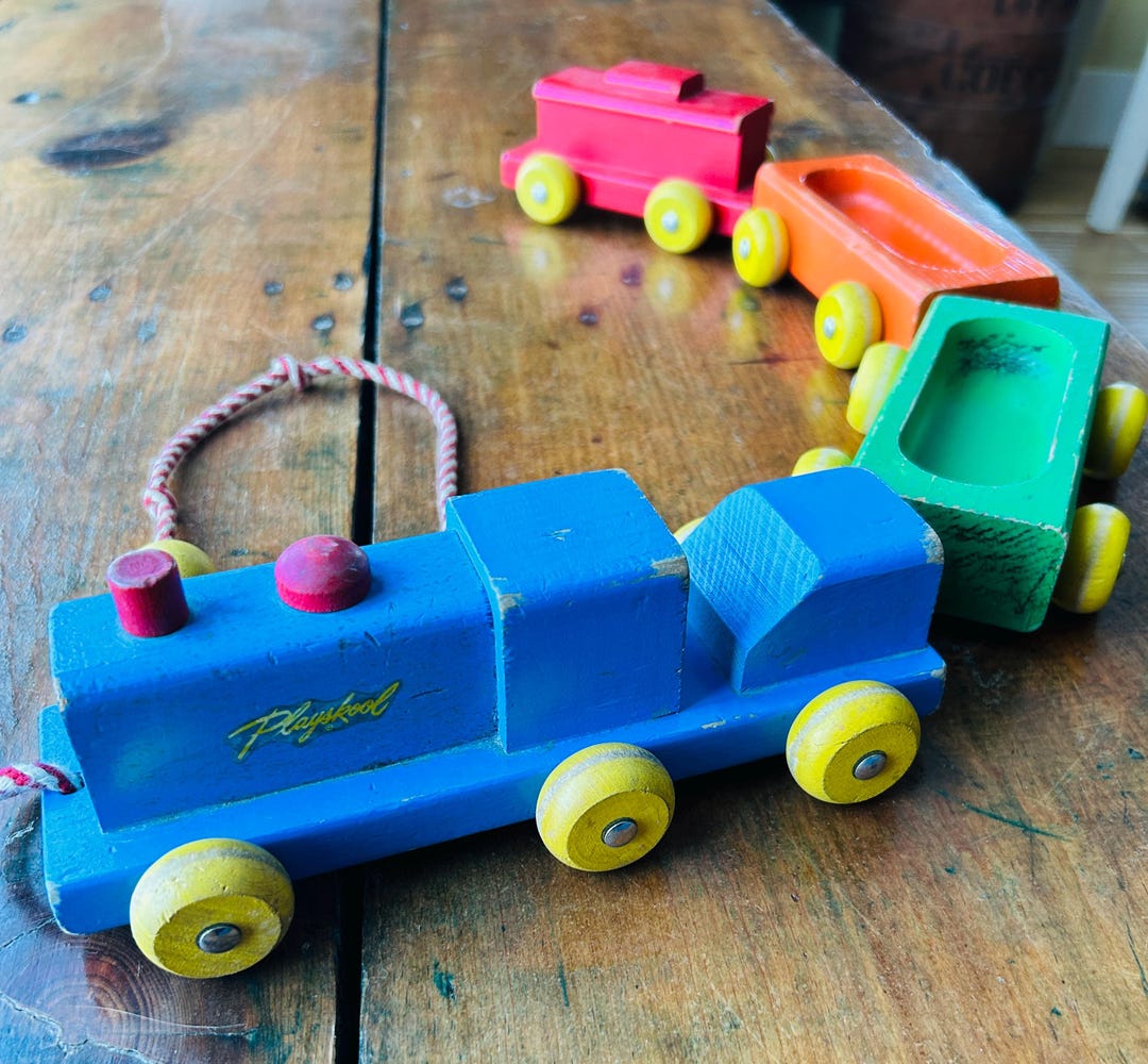 Playskool Wooden Vintage Pull Toy Train Set for Toddlers From the Early ...