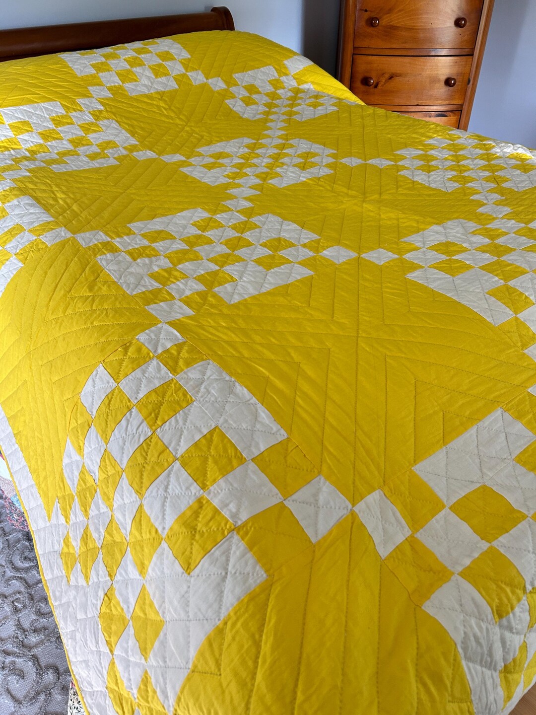 Bright Happy Yellow and White Machine Pieced and Hand Quilted 106" by ...