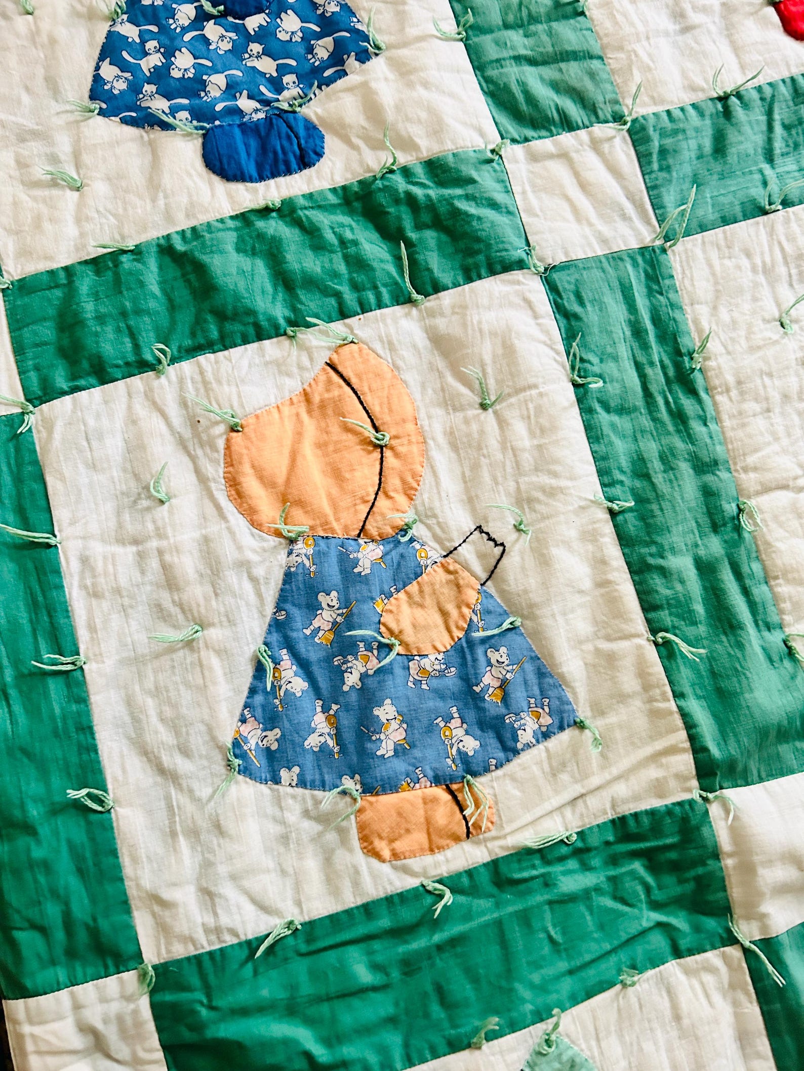 1930's Sunbonnet Sue Machine Stitched, Hand Appliqued, Tied, Crib Size ...