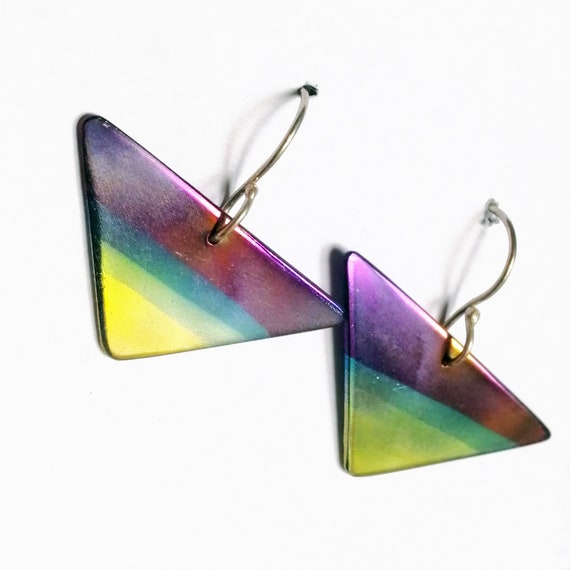 Etsy titanium earrings store