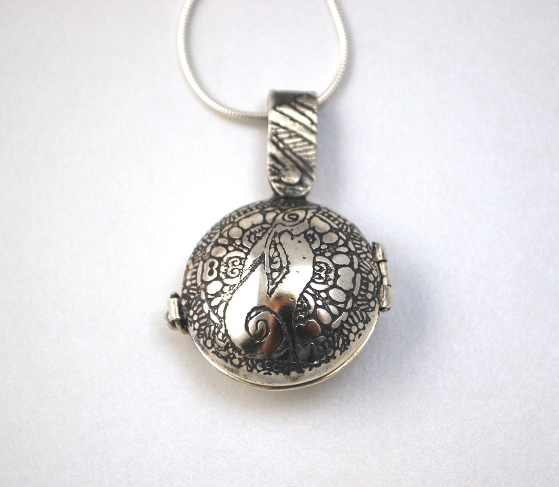 Sterling Silver Locket Moongazing Hare Hinged Design - Etsy