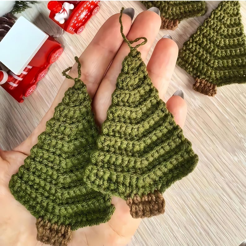 Cozy Crochet Christmas Tree Décor - Festive Handmade Holiday ...