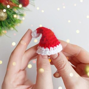 Mini Crochet Santa Hat Pattern - Easy Crochet Christmas Ornament ...