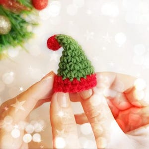 Mini Crochet Santa Hat Pattern - Easy Crochet Christmas Ornament ...