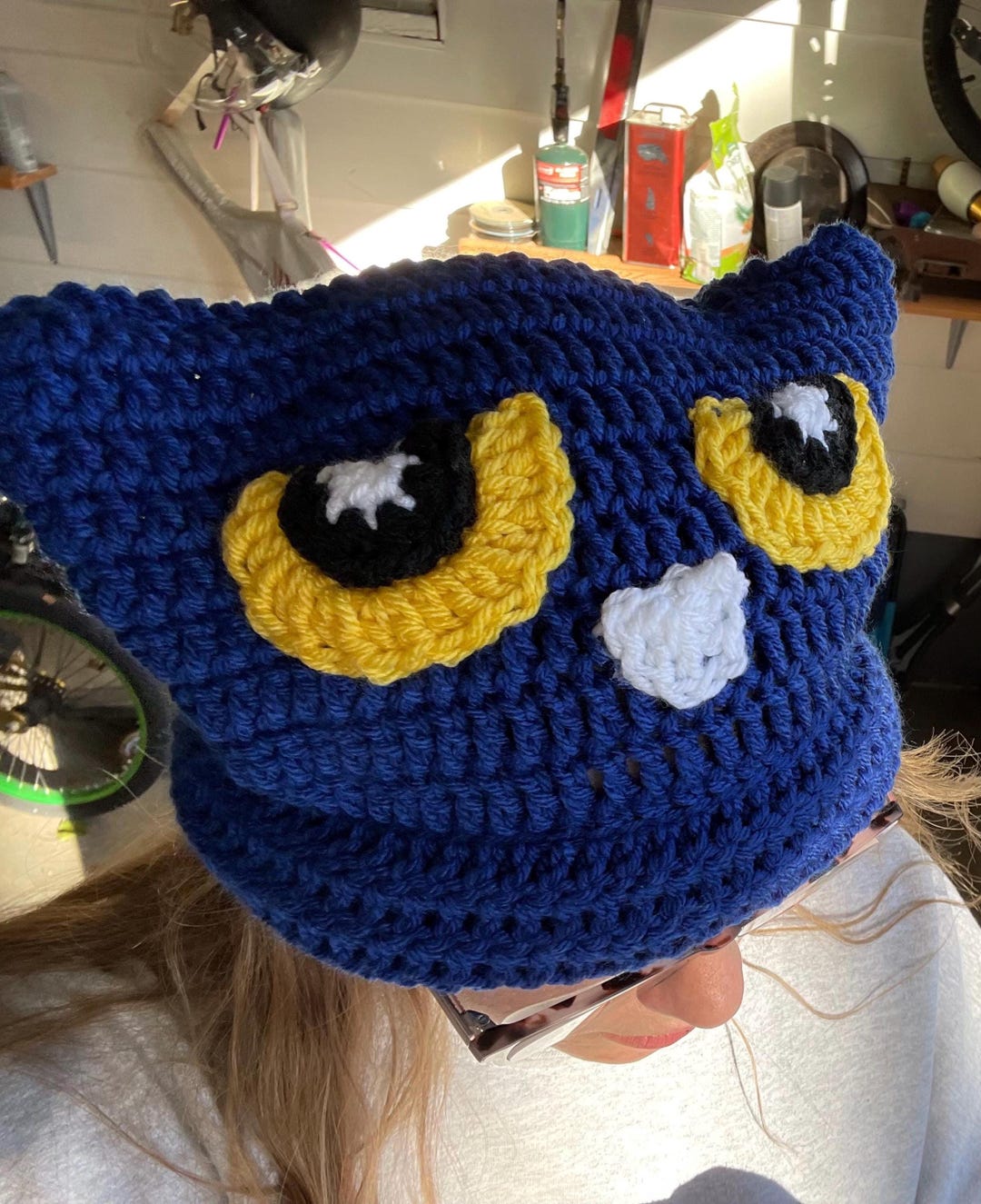 Crochet Pattern : Pete the Cat Hat - Etsy
