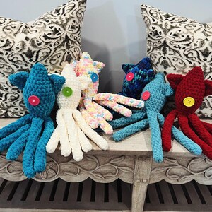 Coraline-inspired Squid Crochet Pattern | Chunky Yarn Plush | Easy ...