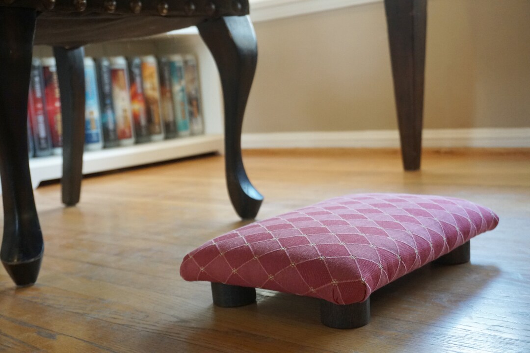 Padded Foot Stool, 3" Tall, (made in the USA) (rococo Red) - Etsy