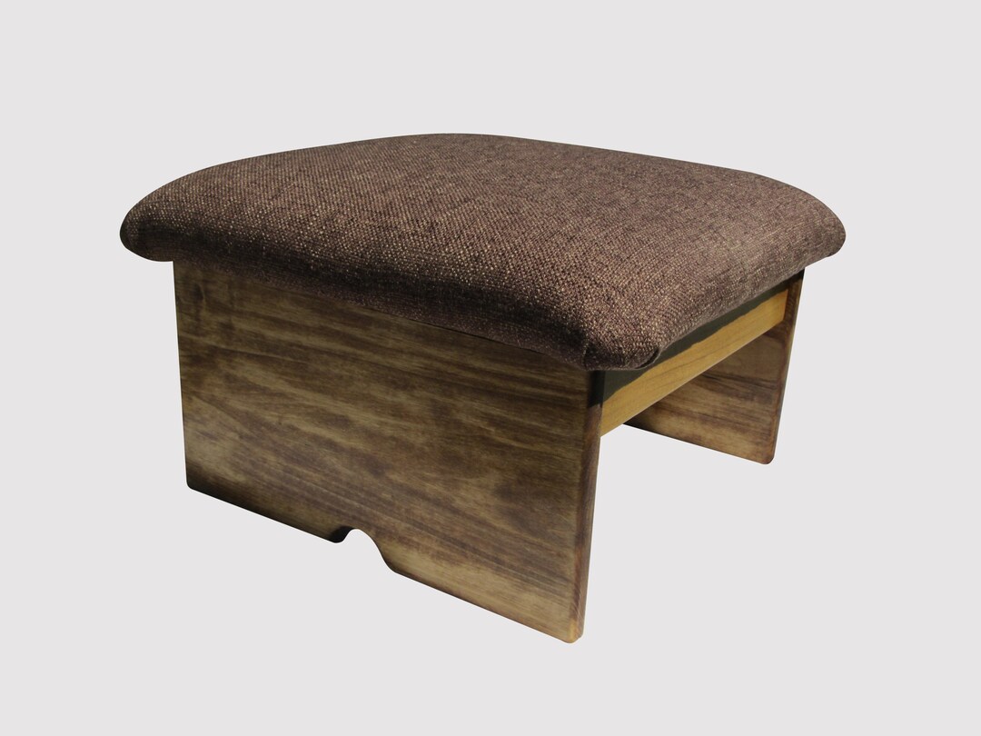 Doggie Step Padded Foot Stool, 10" Tall, Maple Stain (made in the USA ...