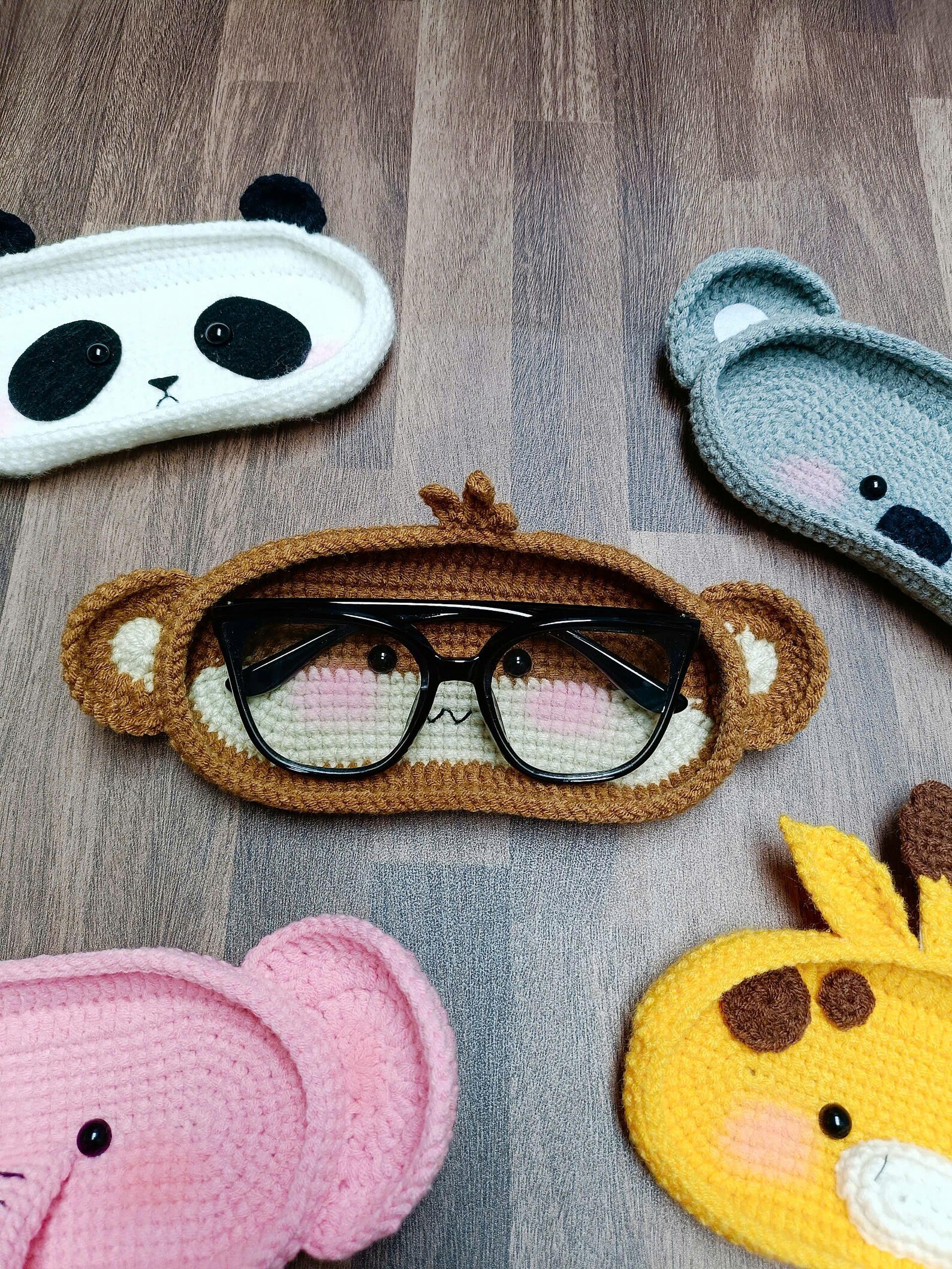 Safari Animal Eyeglass Holder Crochet Pattern: 5in1 Bundle (PDF) - Etsy