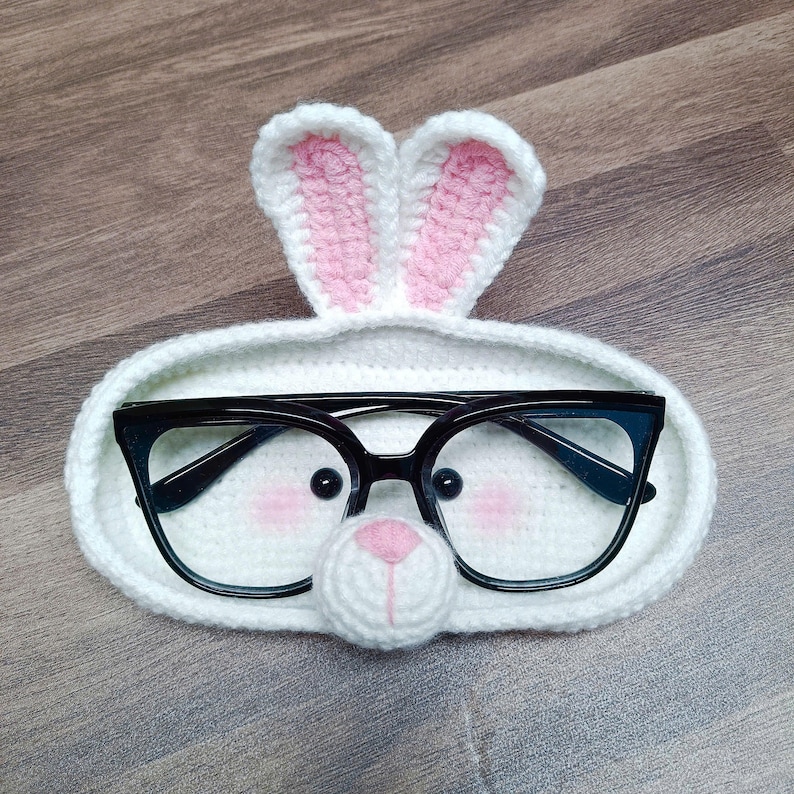 Crochet Eyeglass Holder Pattern: 20 Animal Designs (PDF Pattern) - Etsy