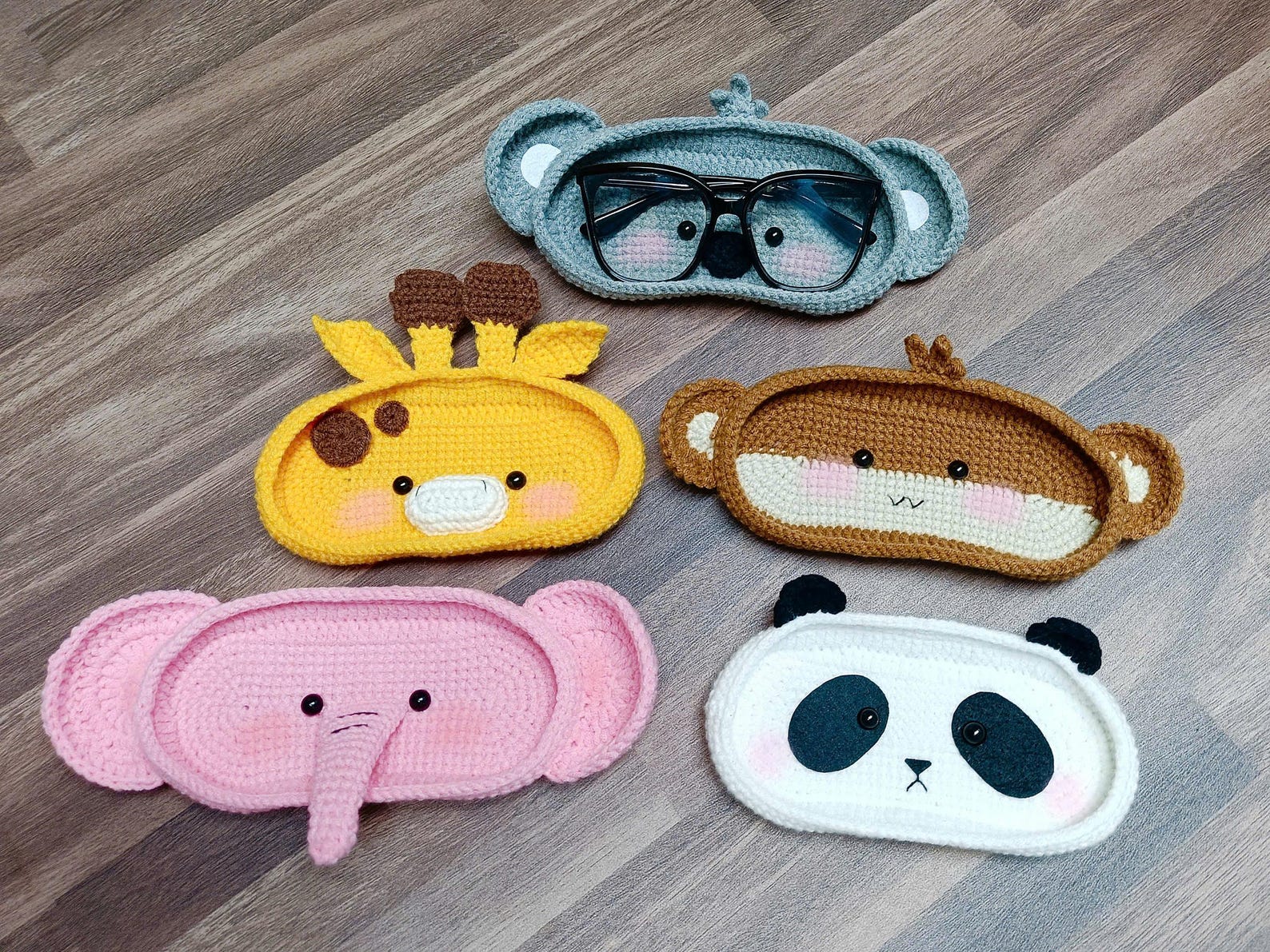 Safari Animal Eyeglass Holder Crochet Pattern: 5in1 Bundle (PDF) - Etsy