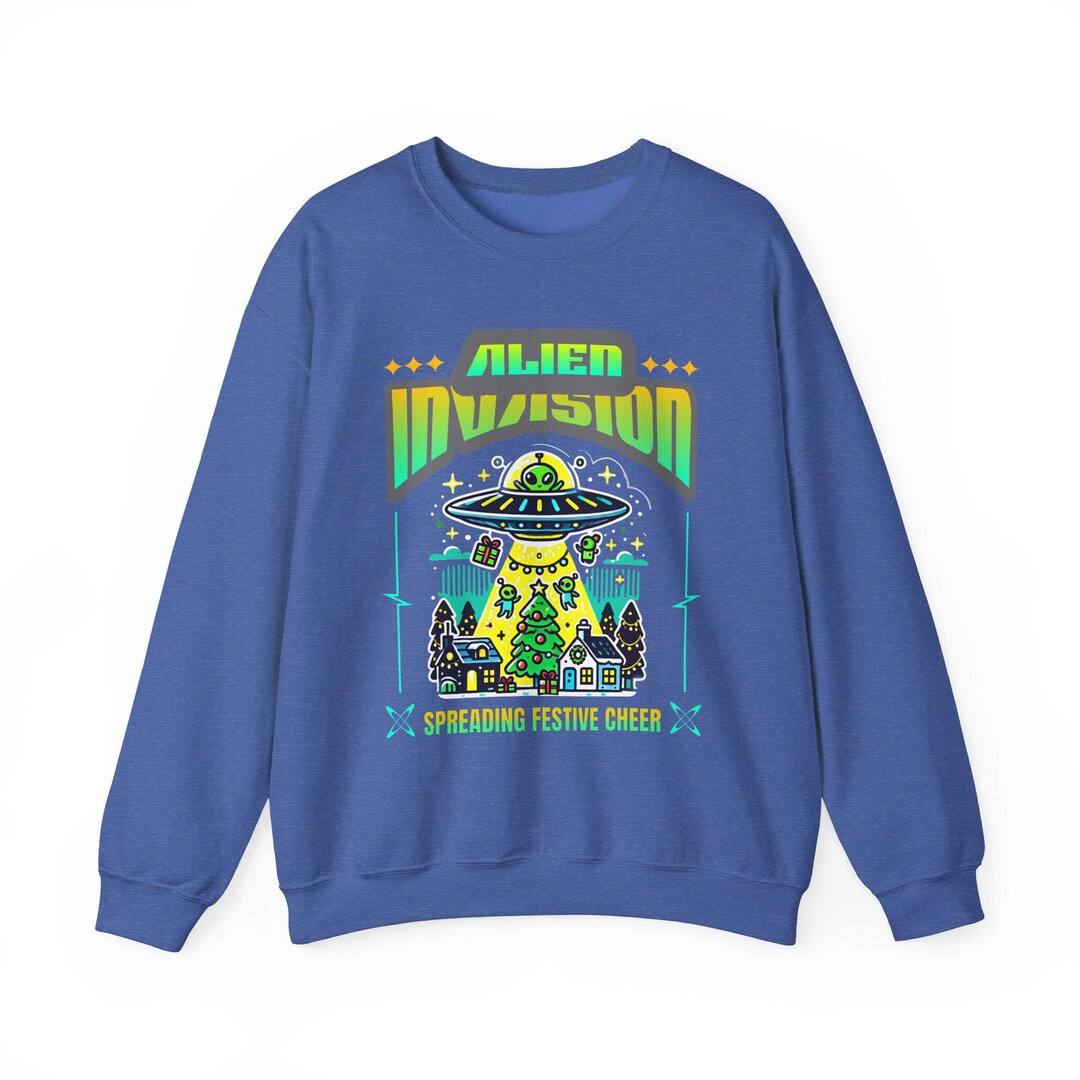 Alien Spreading Festive Cheer Unisex Heavy Blend™ Crewneck Sweatshirt ...
