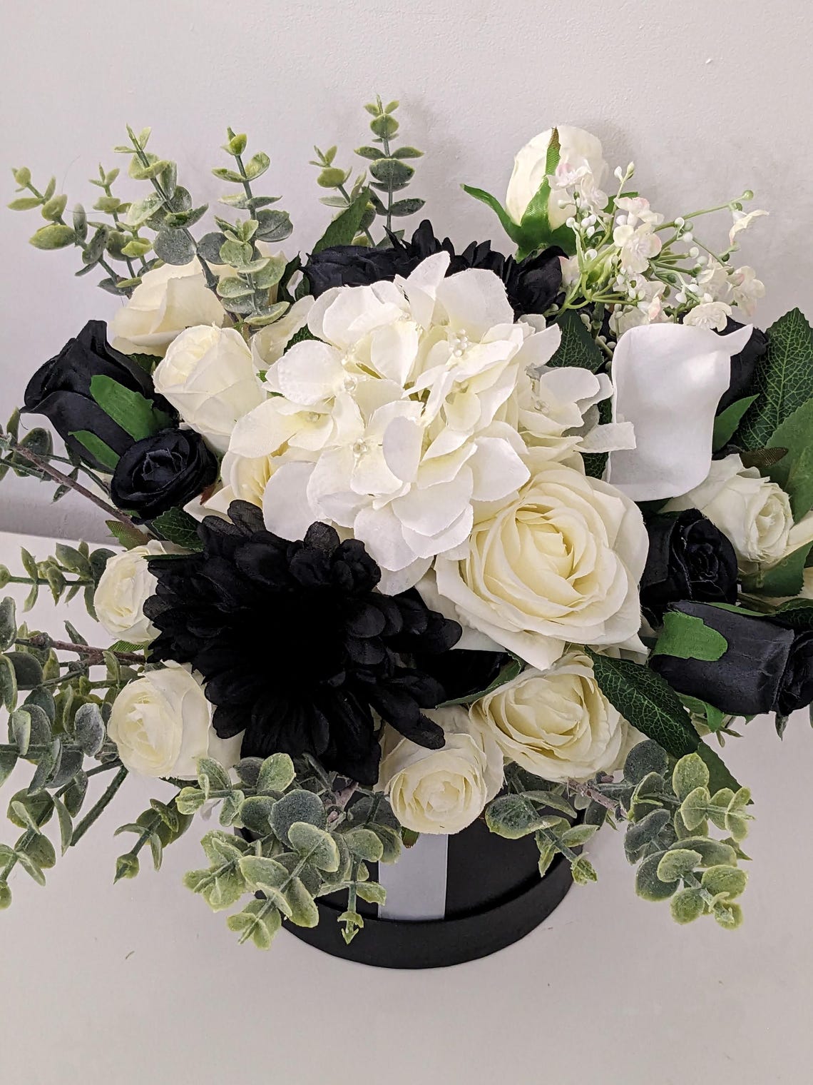 Black and Cream Hat Box Silk Flowers Hamper - Etsy