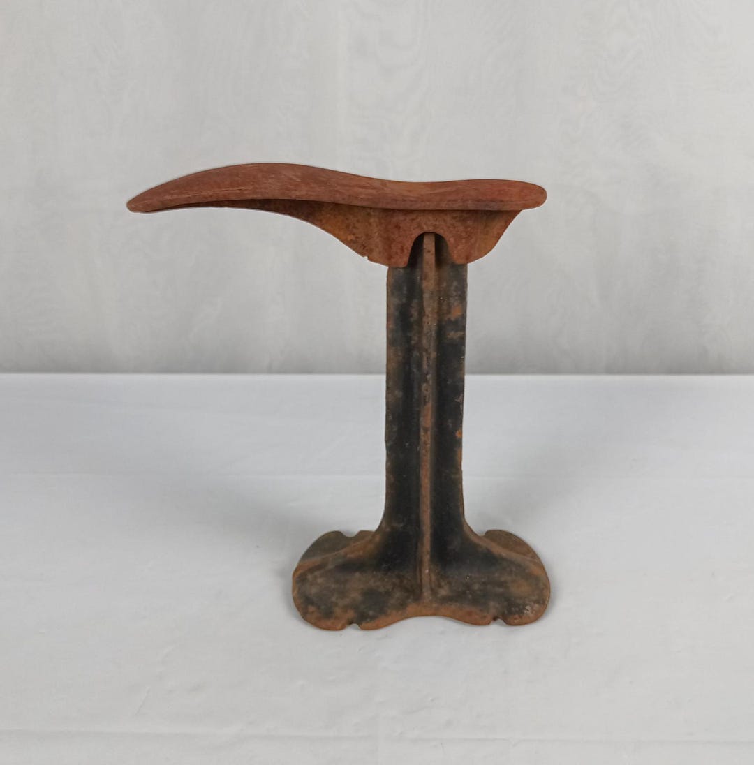 Shoe Last Shoe Form Vintage Cast Iron Shoe Stand With Base Plate and ...