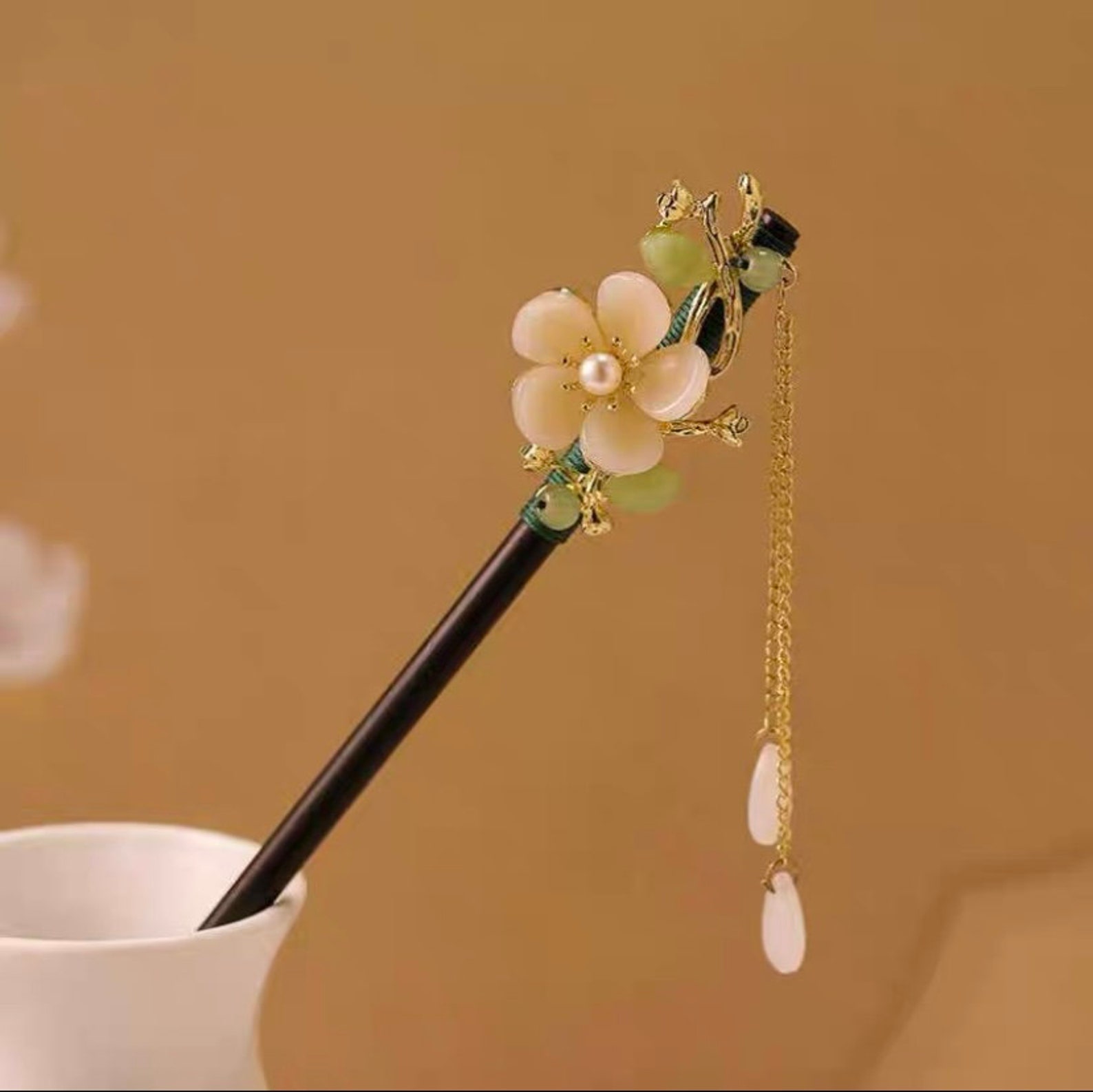 Elegant Blossom Hair Stick Pin Light Yellow Flower & Green Tassel 7 ...