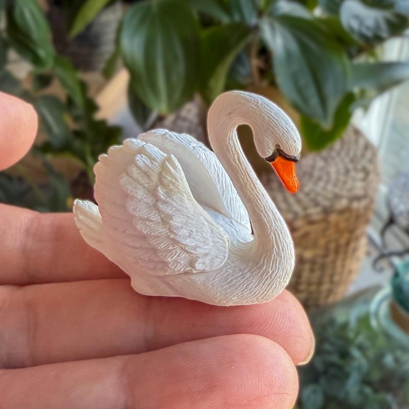 Swan Figurine - Etsy