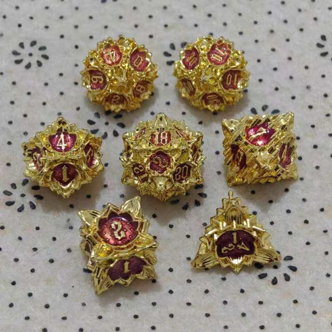 7 Piece Metal Spikes Dice Set, Dungeon and Dragon, Golden Polyhedral ...