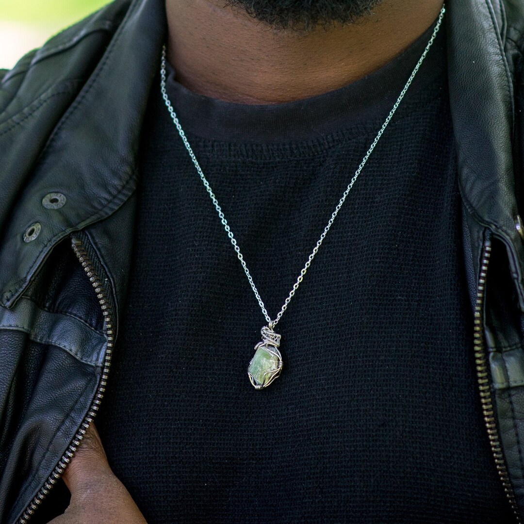 Peridot jewelry for men store