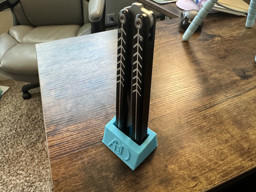 3D Printed Balisong Display Stand - Etsy
