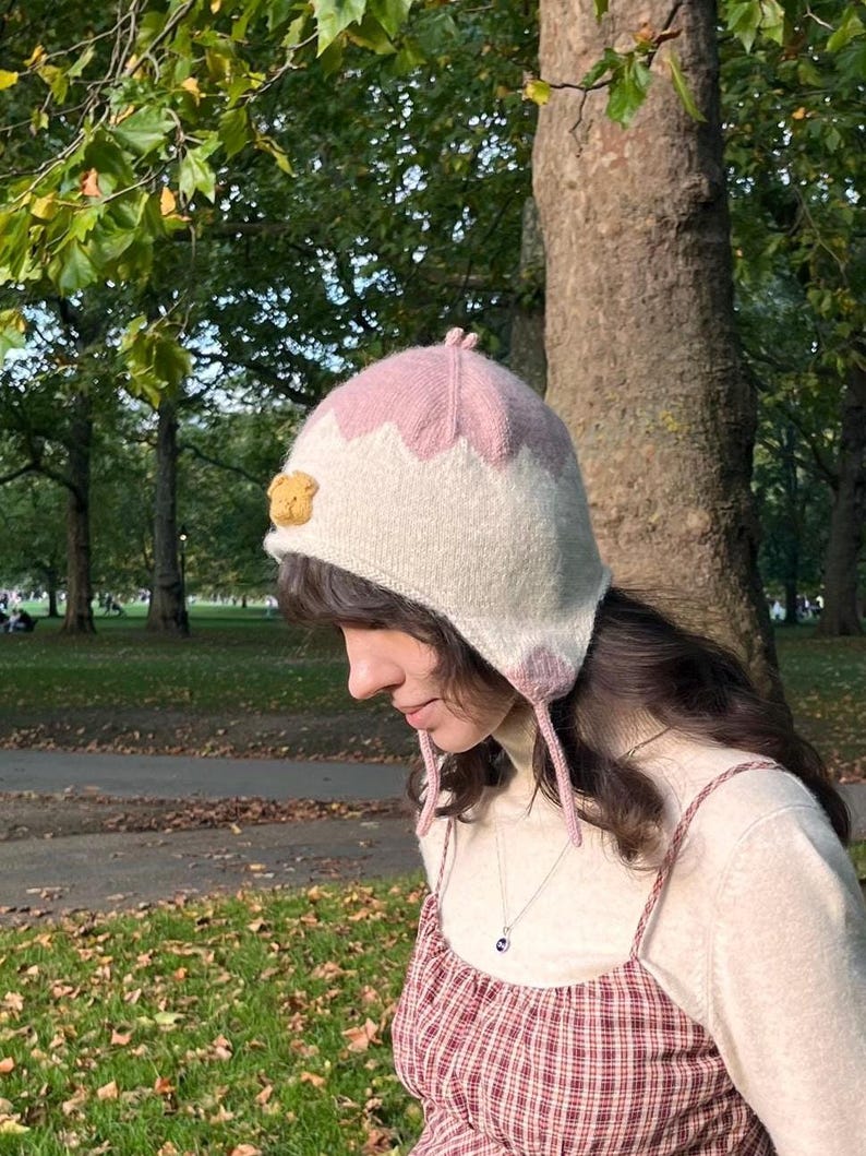 Hand Knitted Serial Experiments Lain Hat - Etsy UK