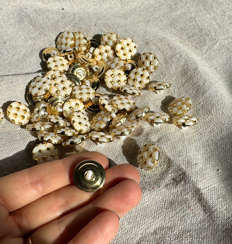 Vintage Checkerboard Buttons / White and Pearlescent Checker Round ...
