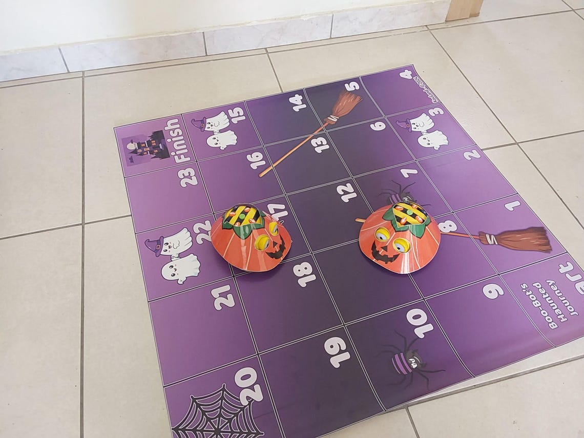 Printable Bee-bot Mat - Boo-bot's Haunted Journey: Halloween-themed Bee ...