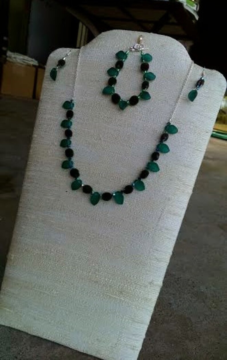 Velvet Jewelry Mgambo Seeds Necklace and Earring Set Choose | Etsy