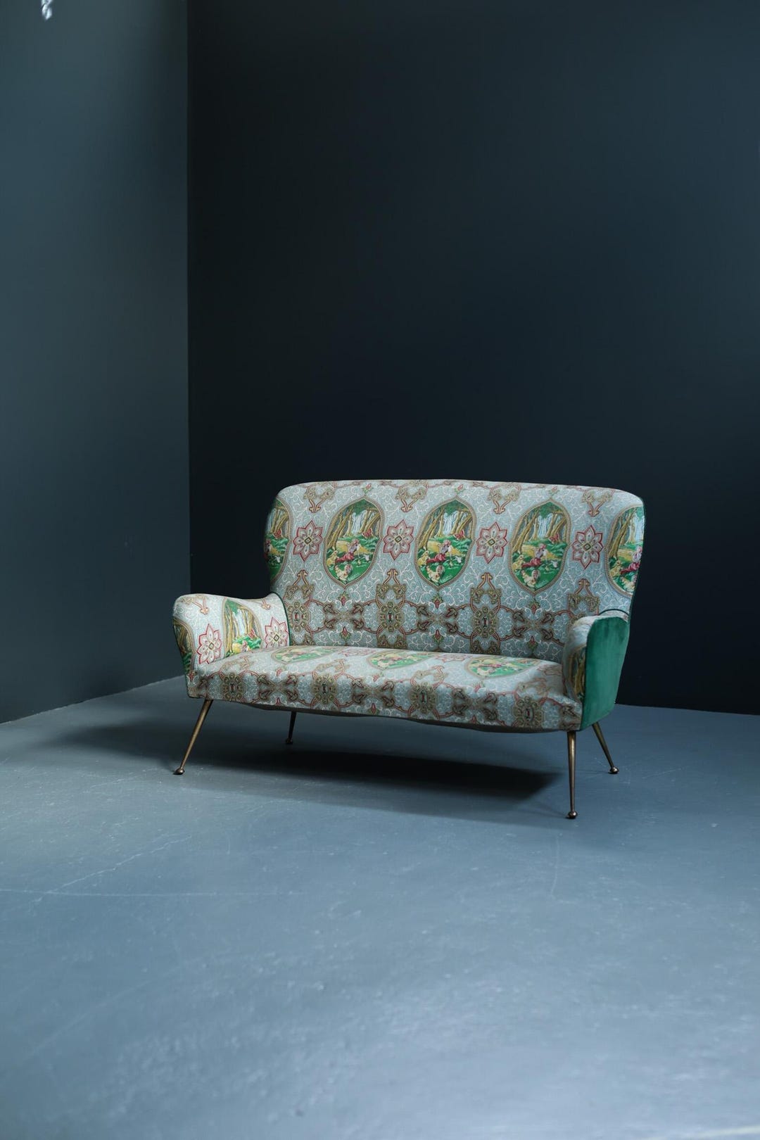 Italian 2 Seat Sofa, 1960s Vintage - Fairytale, Floral Upholstery, Brass Legs, Italy, Romantic ...