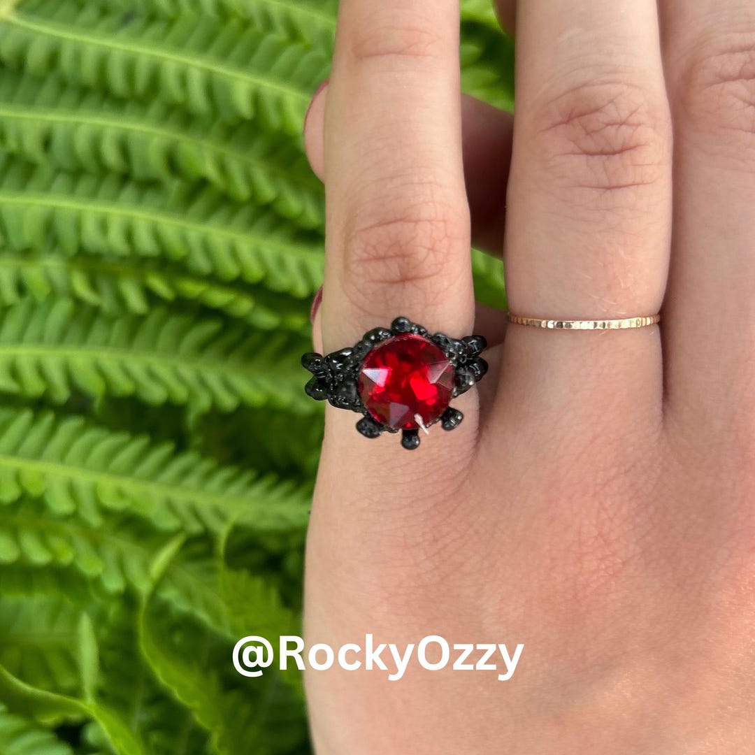 Black Red Gothic Ring for Women Vampire Style Adjustable Claw Ring Dark ...