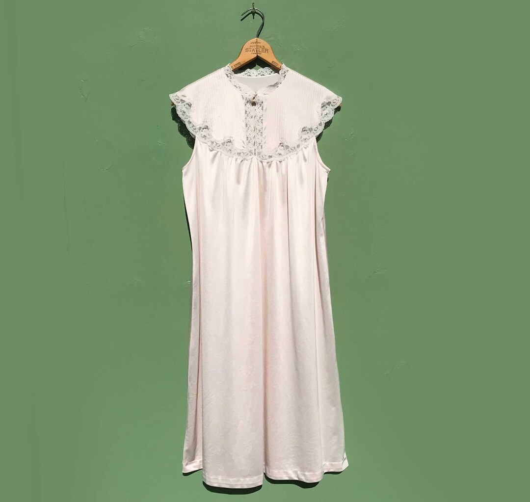 Vintage Summer Negligee Lingerie Peach Pink Nylon Nightgown Size Small ...