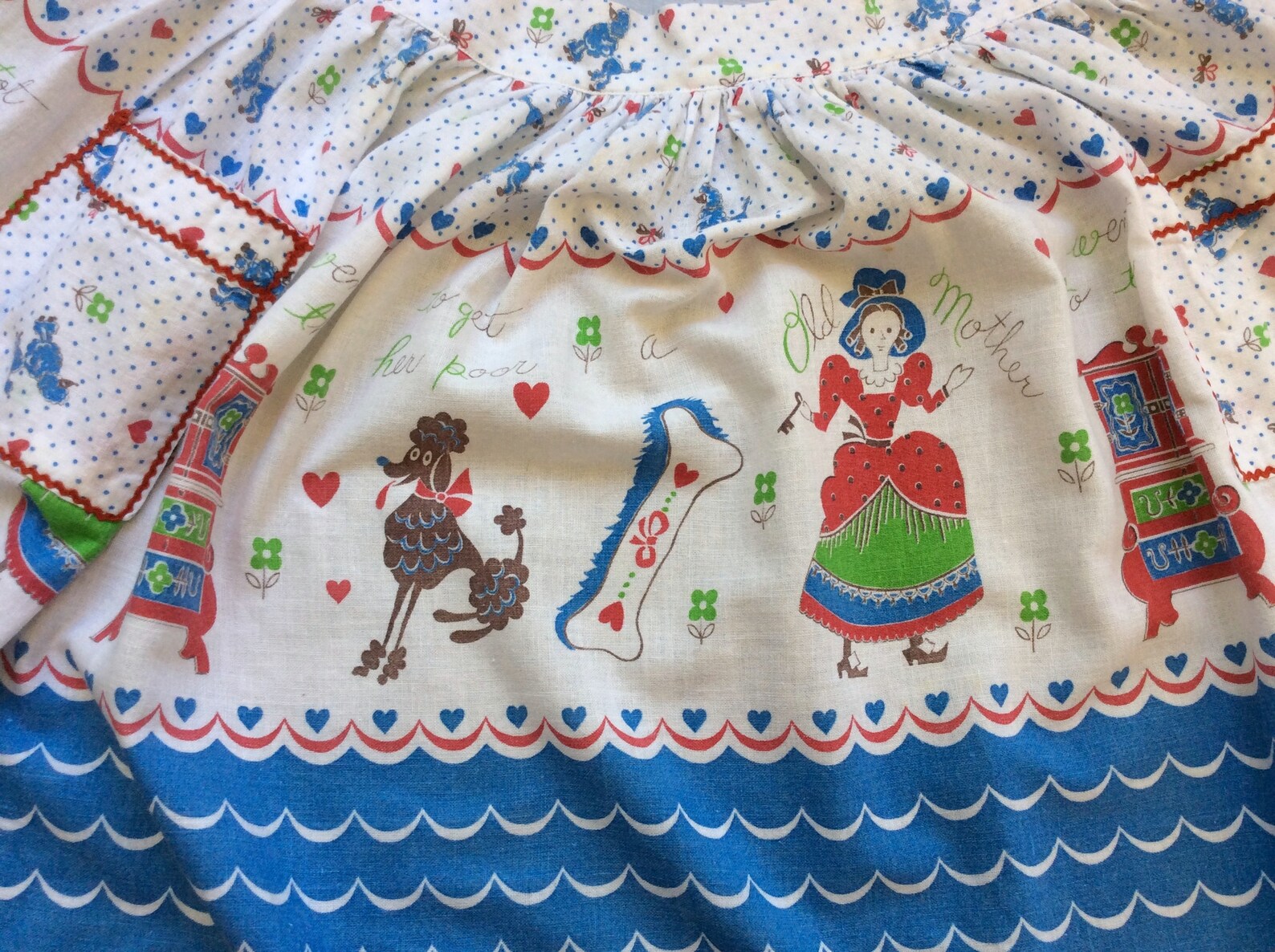 Vintage Apron Mother Hubbard & Her Poodle - Etsy