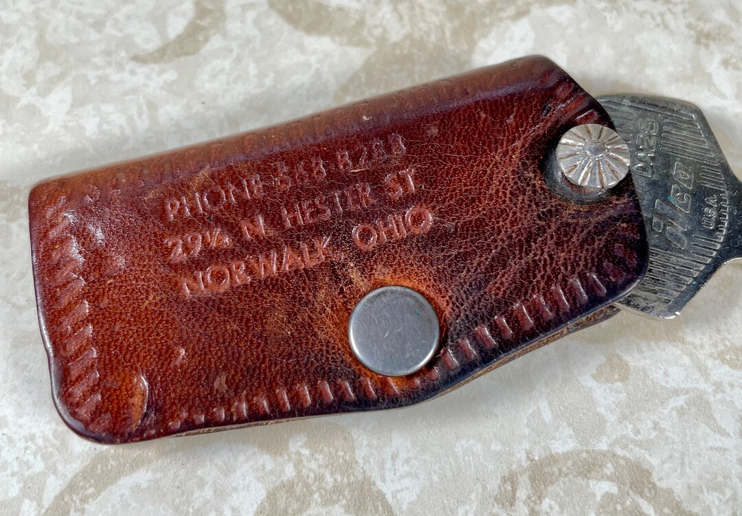 Norwalk Ohio Oldsmobile Leather Key Chain Keeper Vintage Service Garage ...