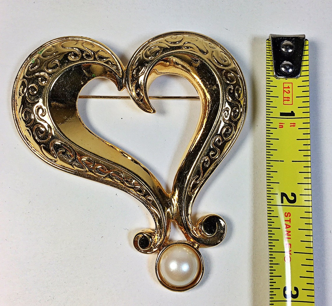 Heart Vintage Avon pin brooch large pearl goldtone Valentines Day ...