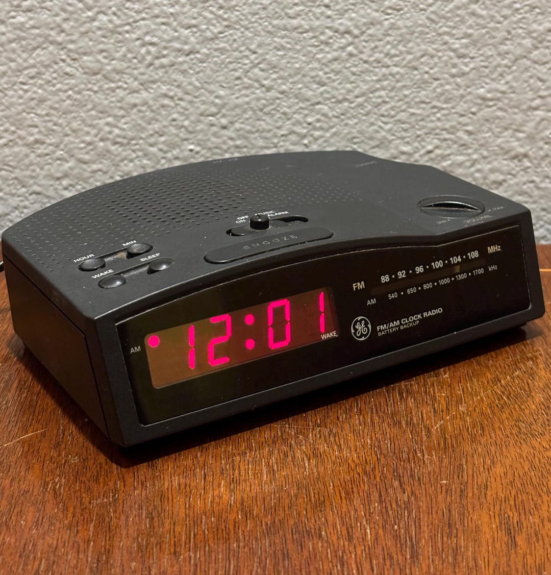 Vintage GE 7-4813A Digital AM/FM Radio | Clock | Alarm | 90s |working ...
