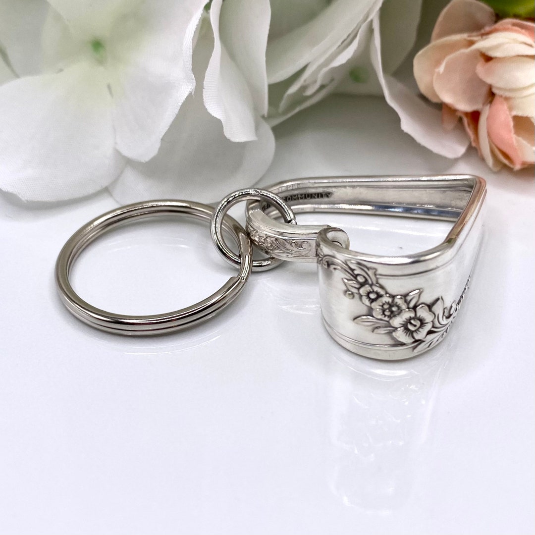 Spoon Keyring, 1946 QUEEN BESS Silver Spoon Keyring, Floating Heart ...