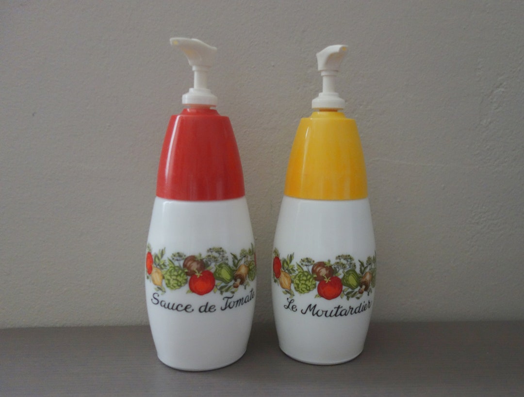 Vintage Corningware Spice O' Life Ketchup & Mustard Bottles (display ...