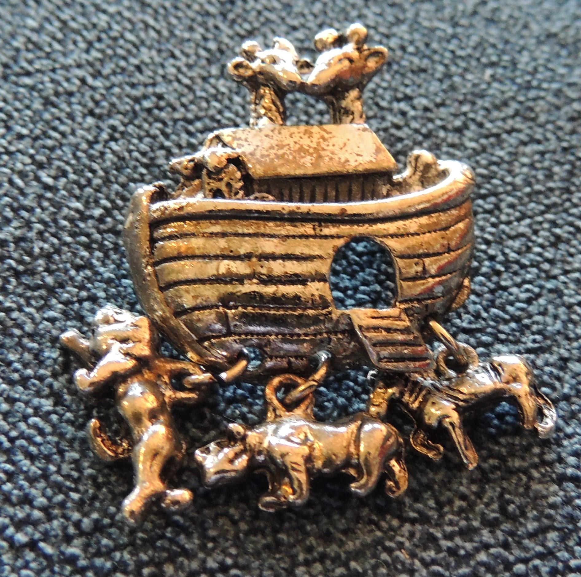 Small Pewter Noah's Ark Brooch/pin Unsigned - Etsy