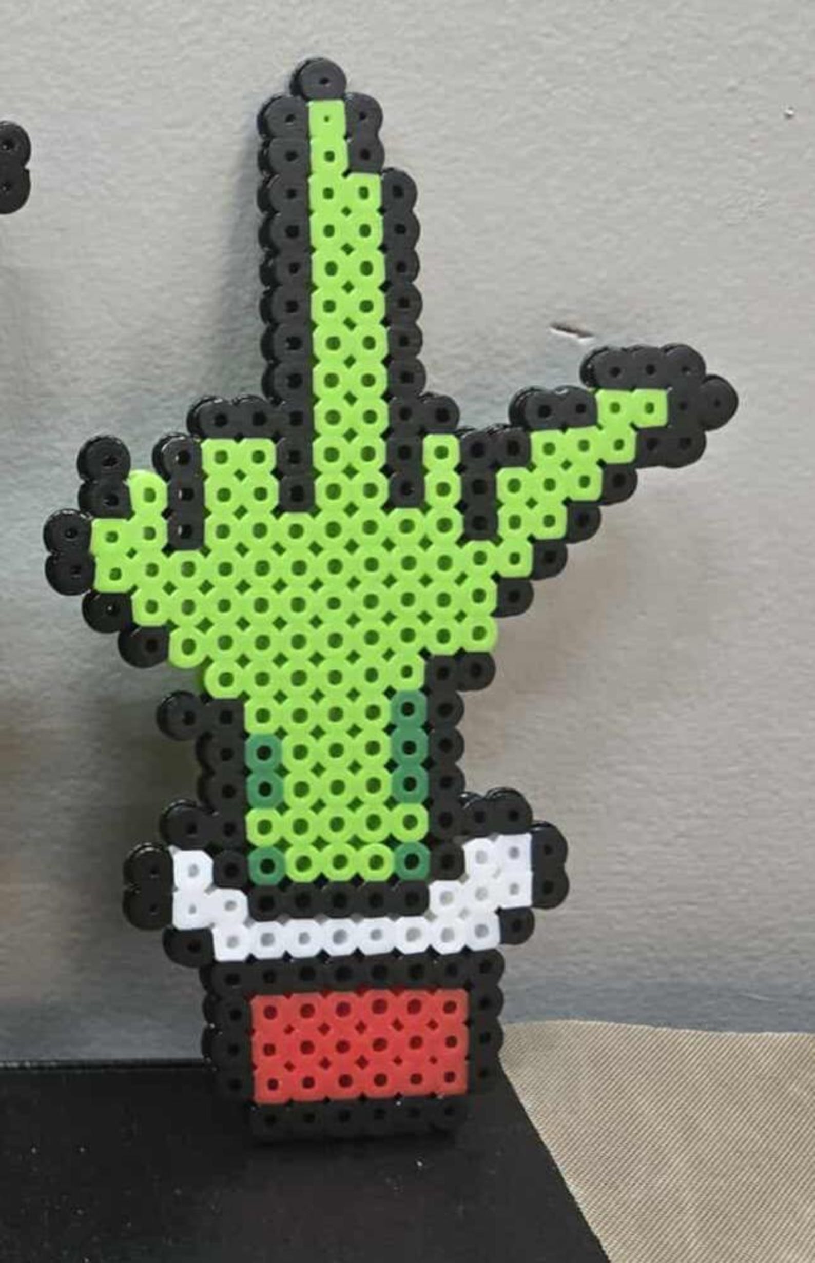 Grinch Finger Perler Bead Ornament – Funny Christmas Decor - Etsy