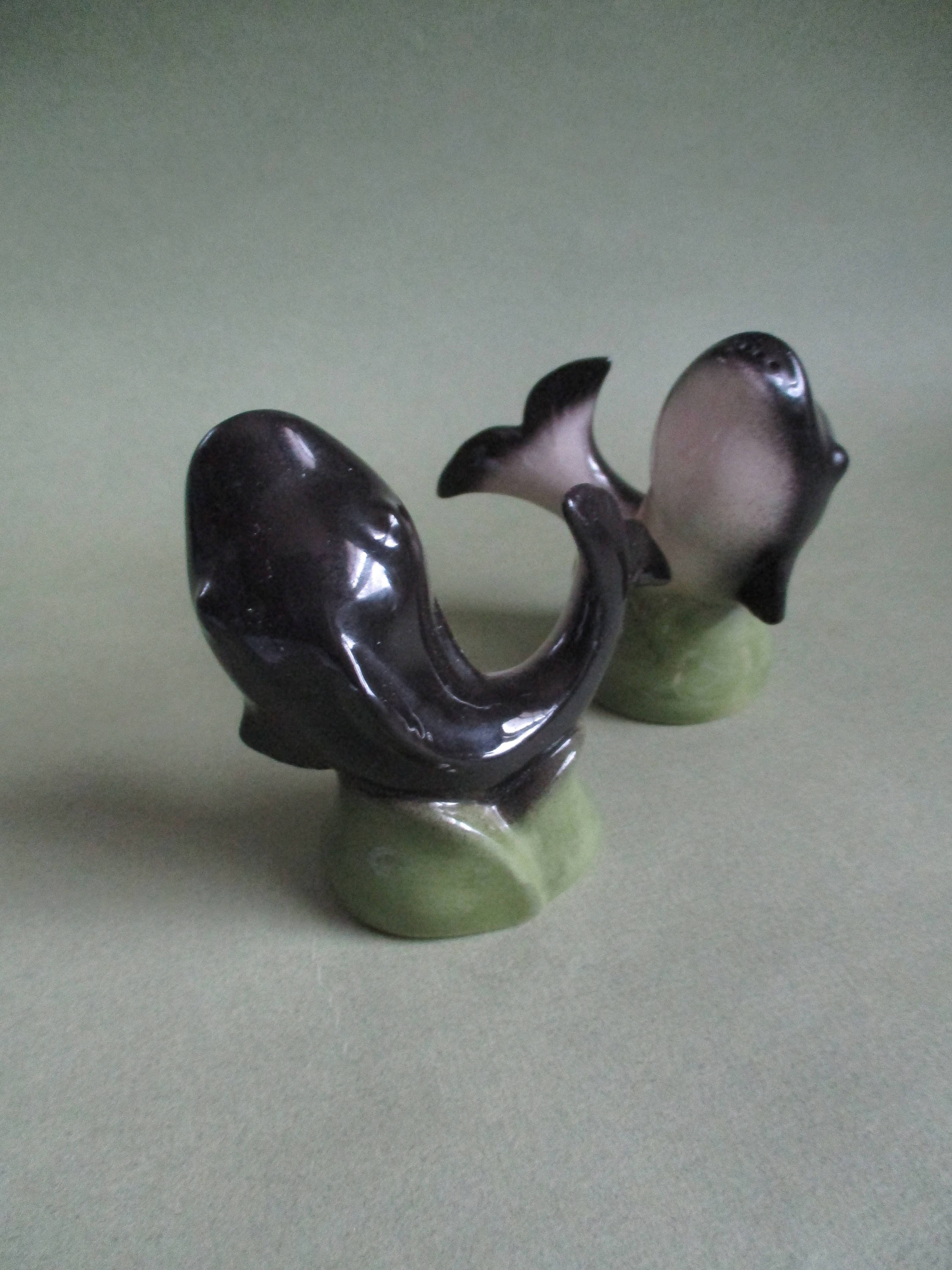Vintage Whale Salt & Pepper Shakers Ceramic - Etsy