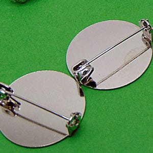Round Pin Back 1" Disc ( 25mm) With 1 Inch Locking Bar You Glue-on ...