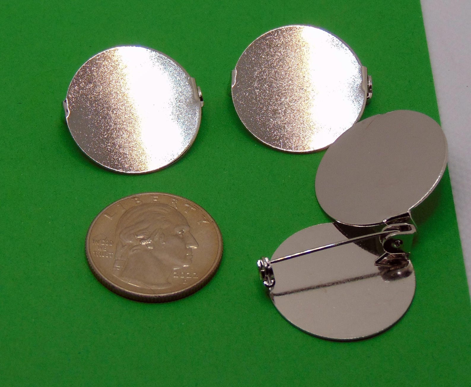 Round Pin Back 1" Disc ( 25mm) With 1 Inch Locking Bar You Glue-on ...
