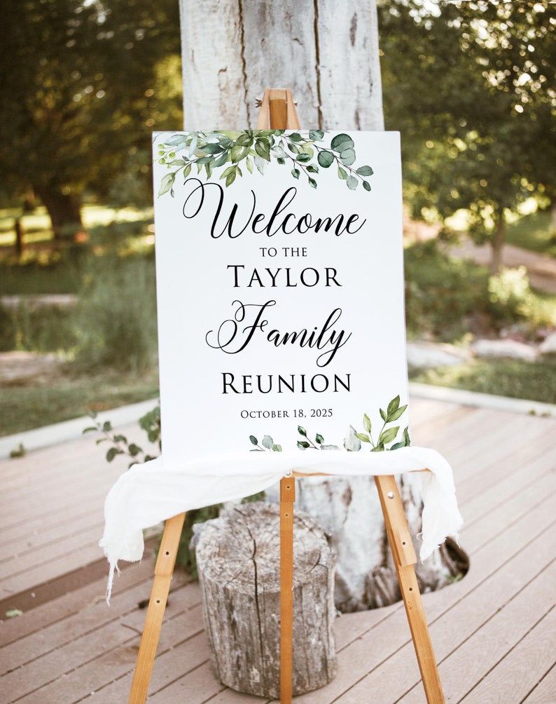 PRINTED and SHIPPED Family Reunion Welcome Sign, Greenery Family ...