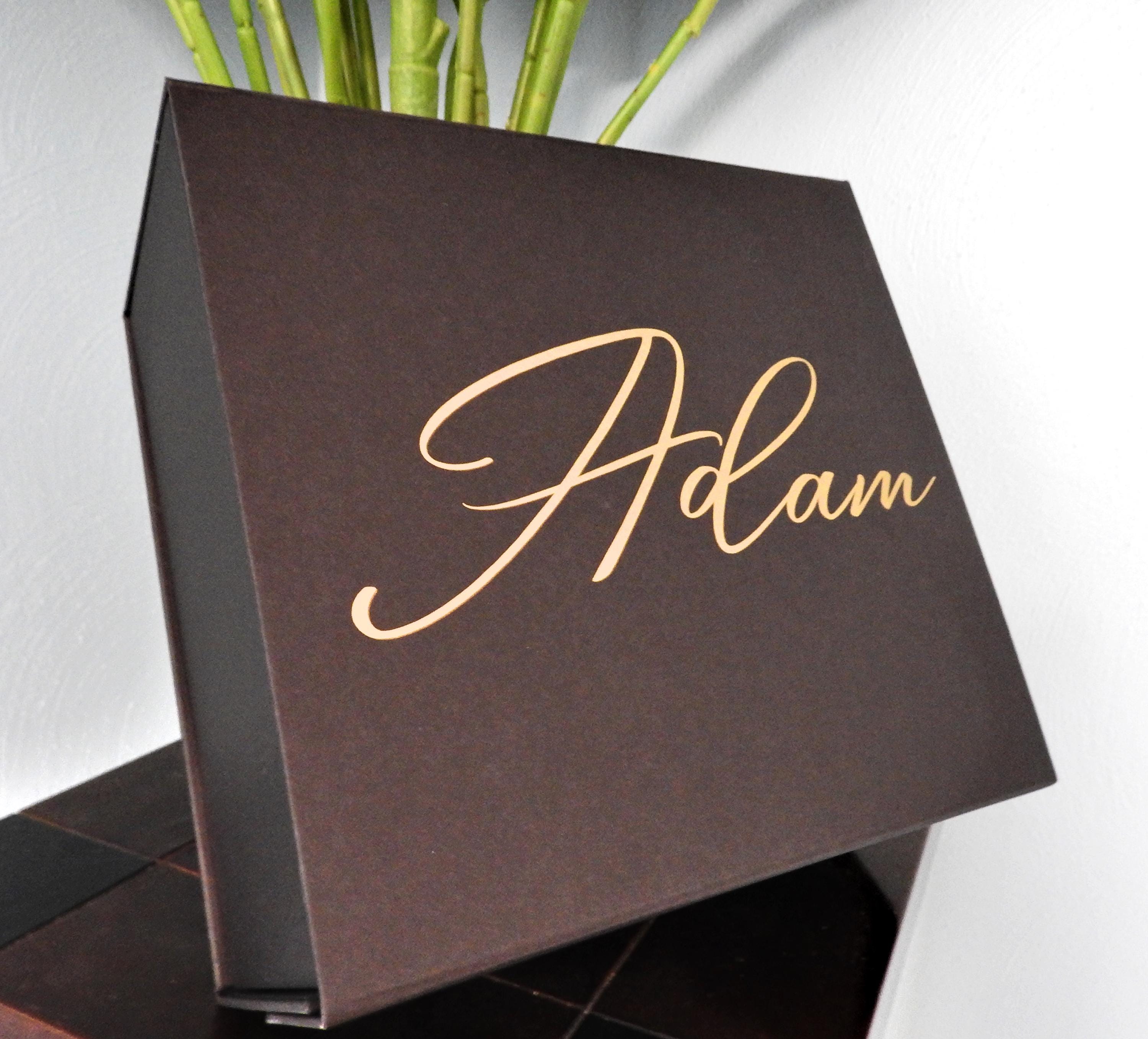 Custom Best Man Box, Elegant Font Name Gift Box Magnetic Closure With ...