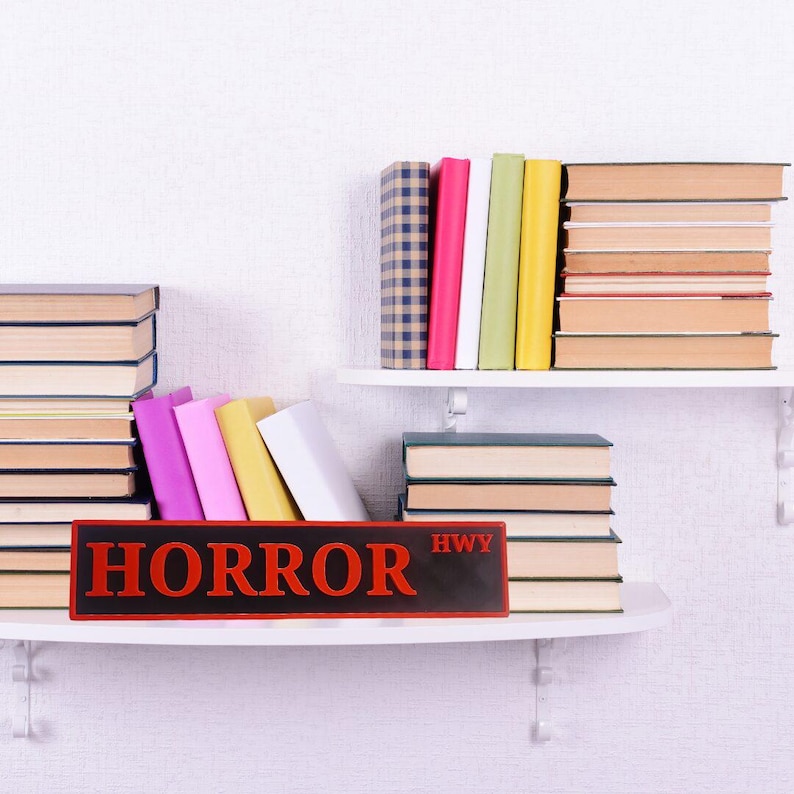 Horror Highway 3d-printed Bookshelf Sign – Spooky Library Shelf Decor ...