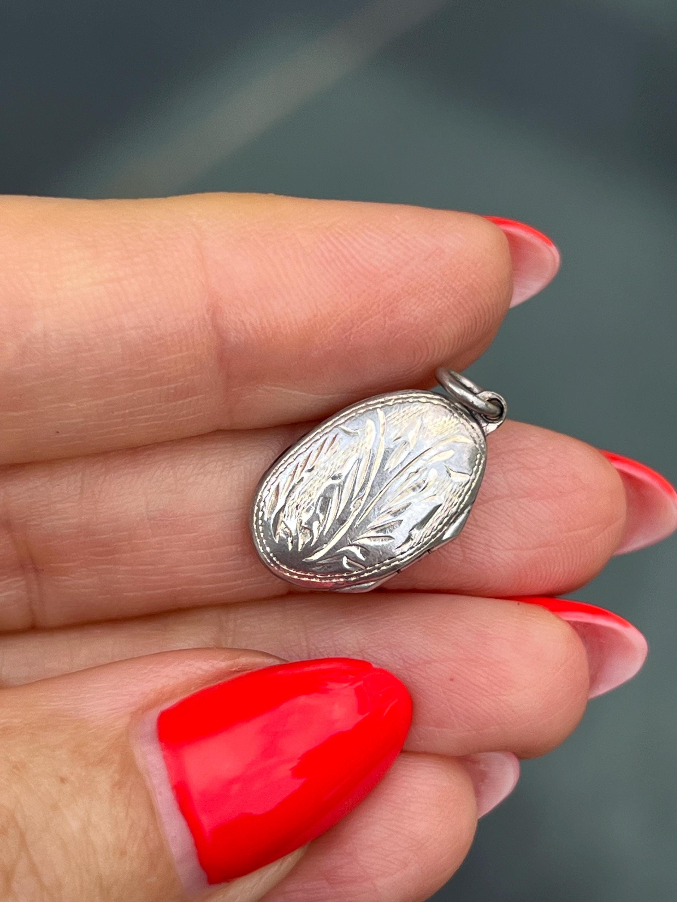 Vintage Silver Small Oval Locket Charm - Etsy
