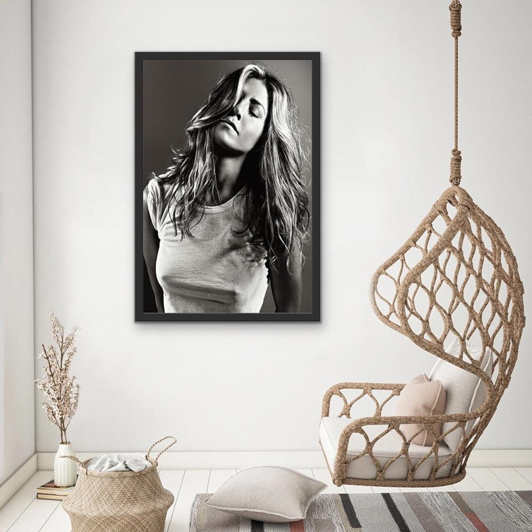 Jennifer Aniston Poster Hollywood Celebrity Poster, Unique Artistic ...