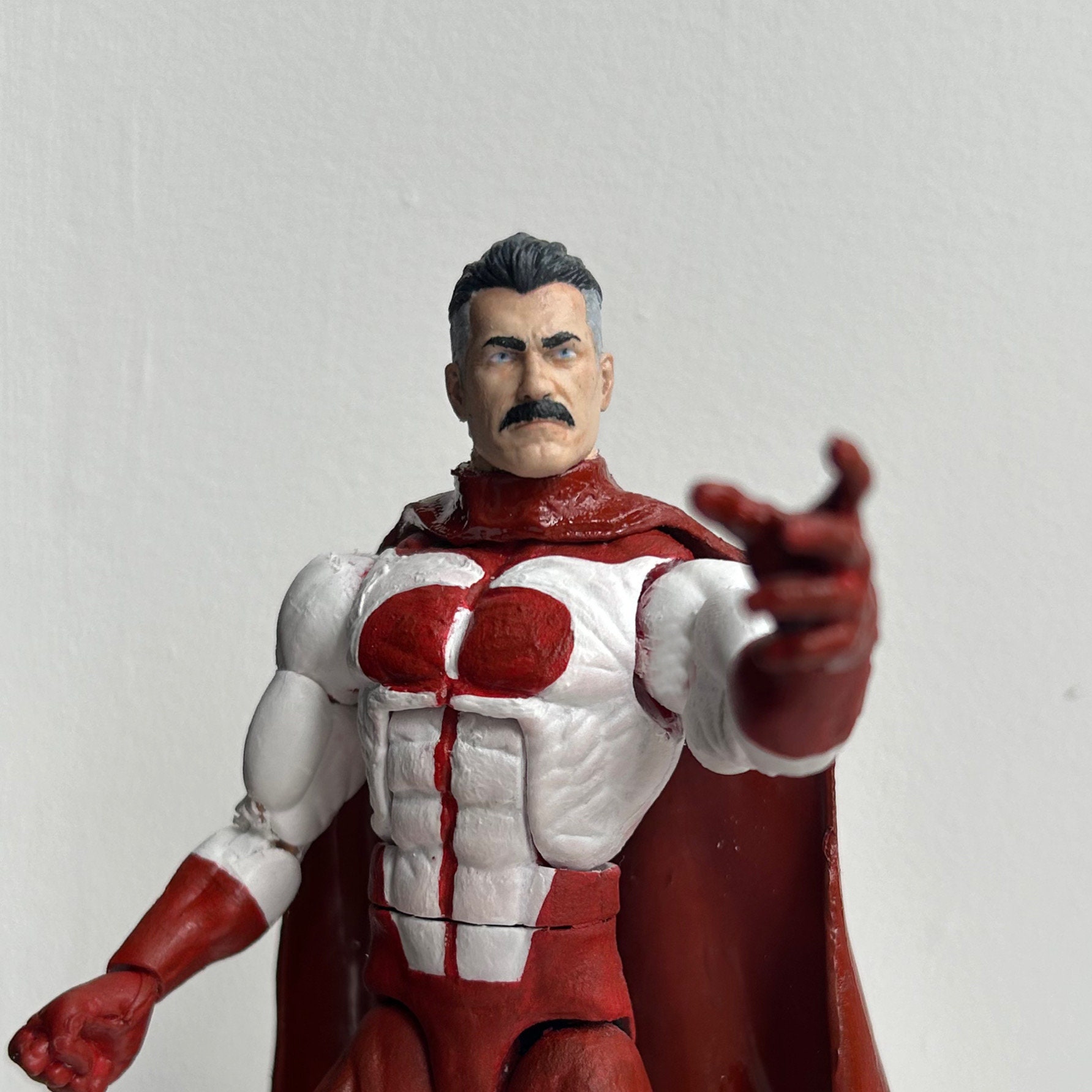 Custom 1/12 Omni-man Figure - Etsy