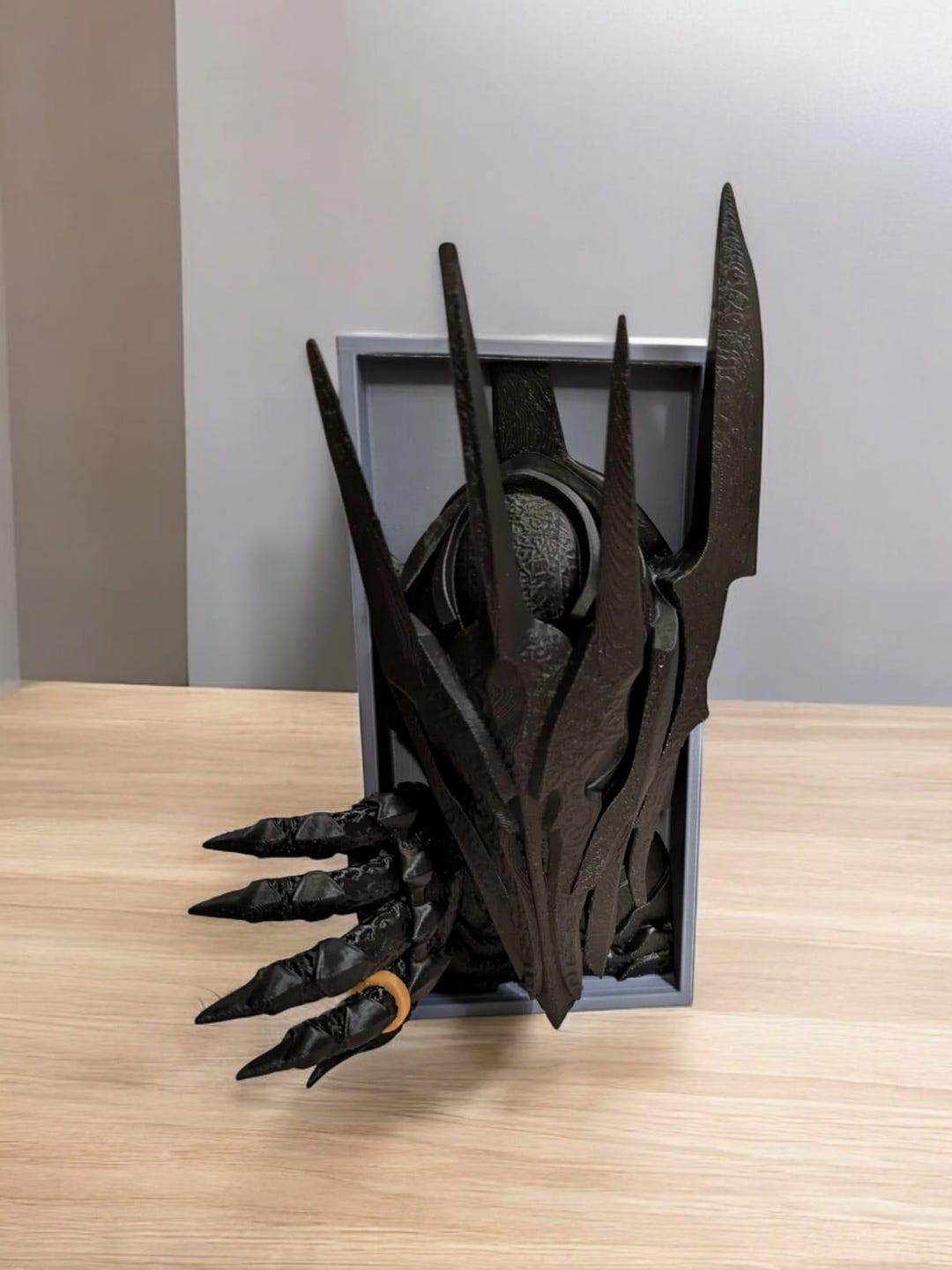 3D Printed Sauron Book Nook, Lord of the Rings Book Nook, 3d Book Nook ...