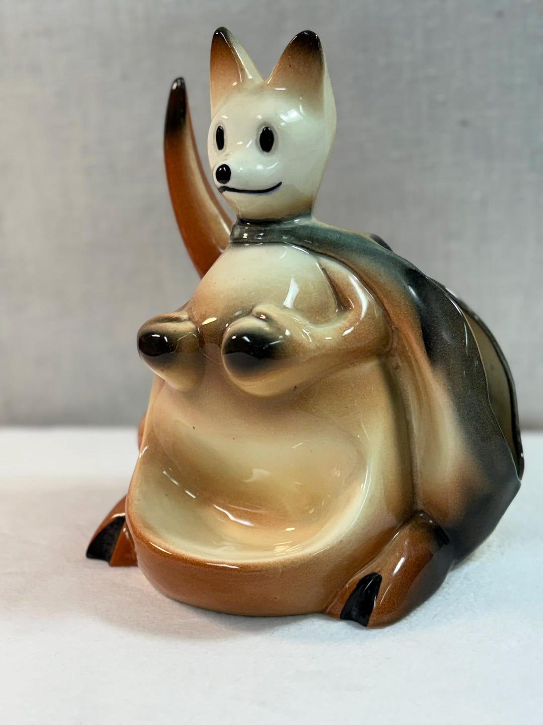 Boxing Kangaroo Ceramic Mens Dresser Wallet Caddy Brown & Black 1956 ...